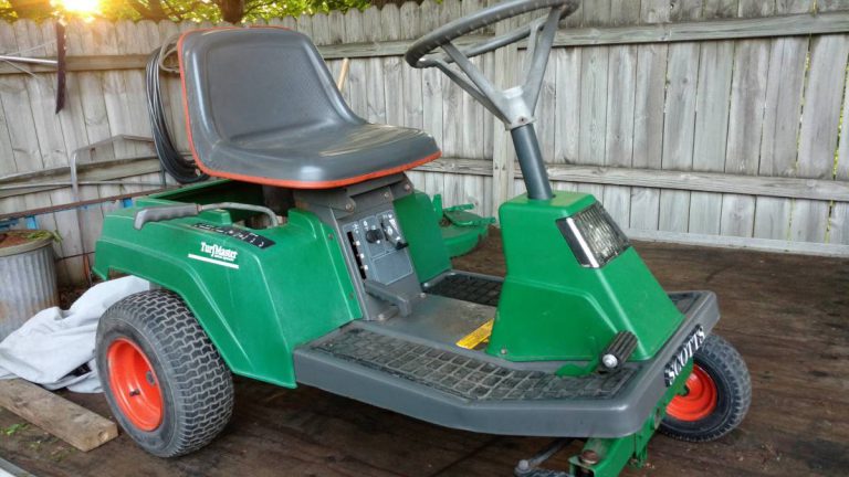 Scott's Turf Master 30 inch rear engine mower 5 speed - RonMowers