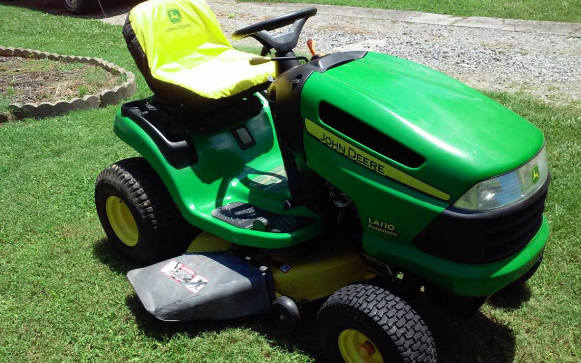 John Deere LA110 Automatic Riding Mower for Sale - RonMowers