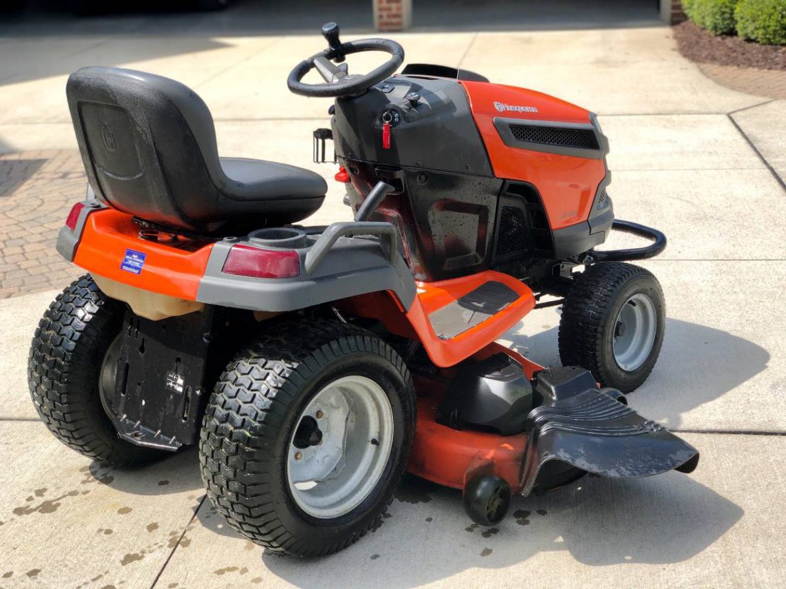 Husqvarna 54" Riding Mower Hydrostatic Model LGT2654 - RonMowers