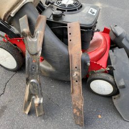 Snapper 21” Walk Behind Hi-Vac Self propelled Lawn Mower - RonMowers