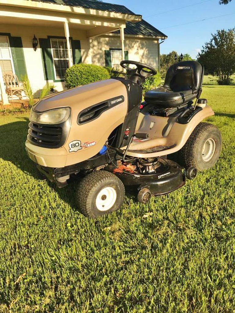 Craftsman 42 in Riding Lawn Mower DYS4500 - RonMowers