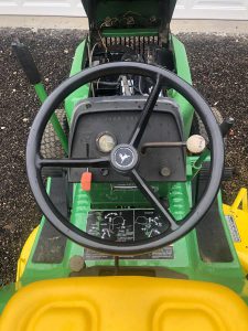 John Deere 212 Tractor Riding Mower with Mower Deck - RonMowers
