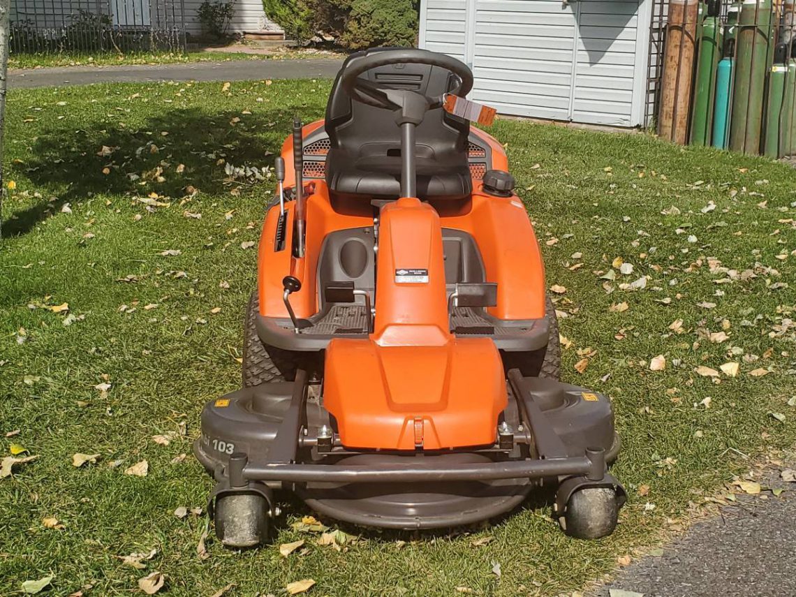 Used Husqvarna R220T Articulator 42 inch Lawn Mower - RonMowers