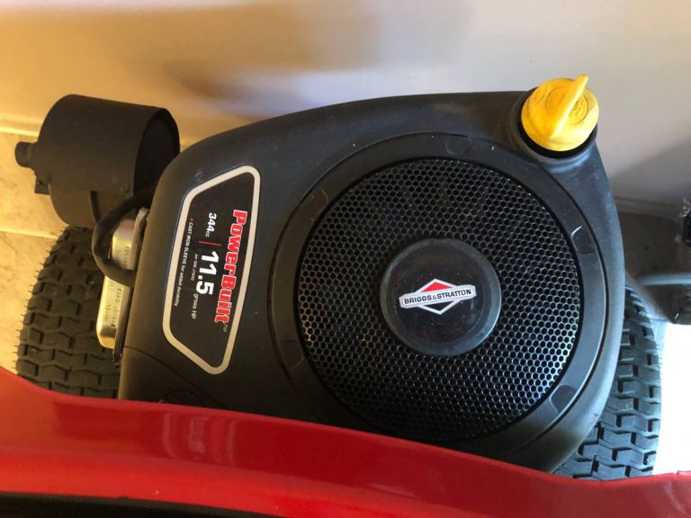 28 inch Snapper Riding Lawn Mower RE110 - RonMowers