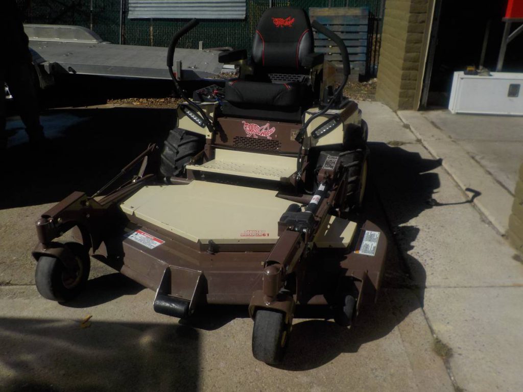 Grasshopper 725D Commercial zero turn Diesel Mower - RonMowers