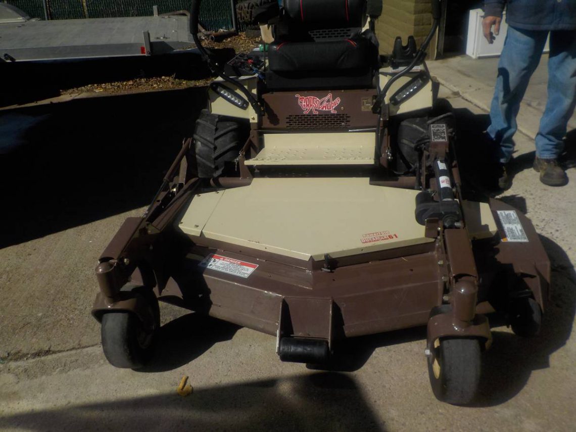 Grasshopper 725D Commercial zero turn Diesel Mower - RonMowers