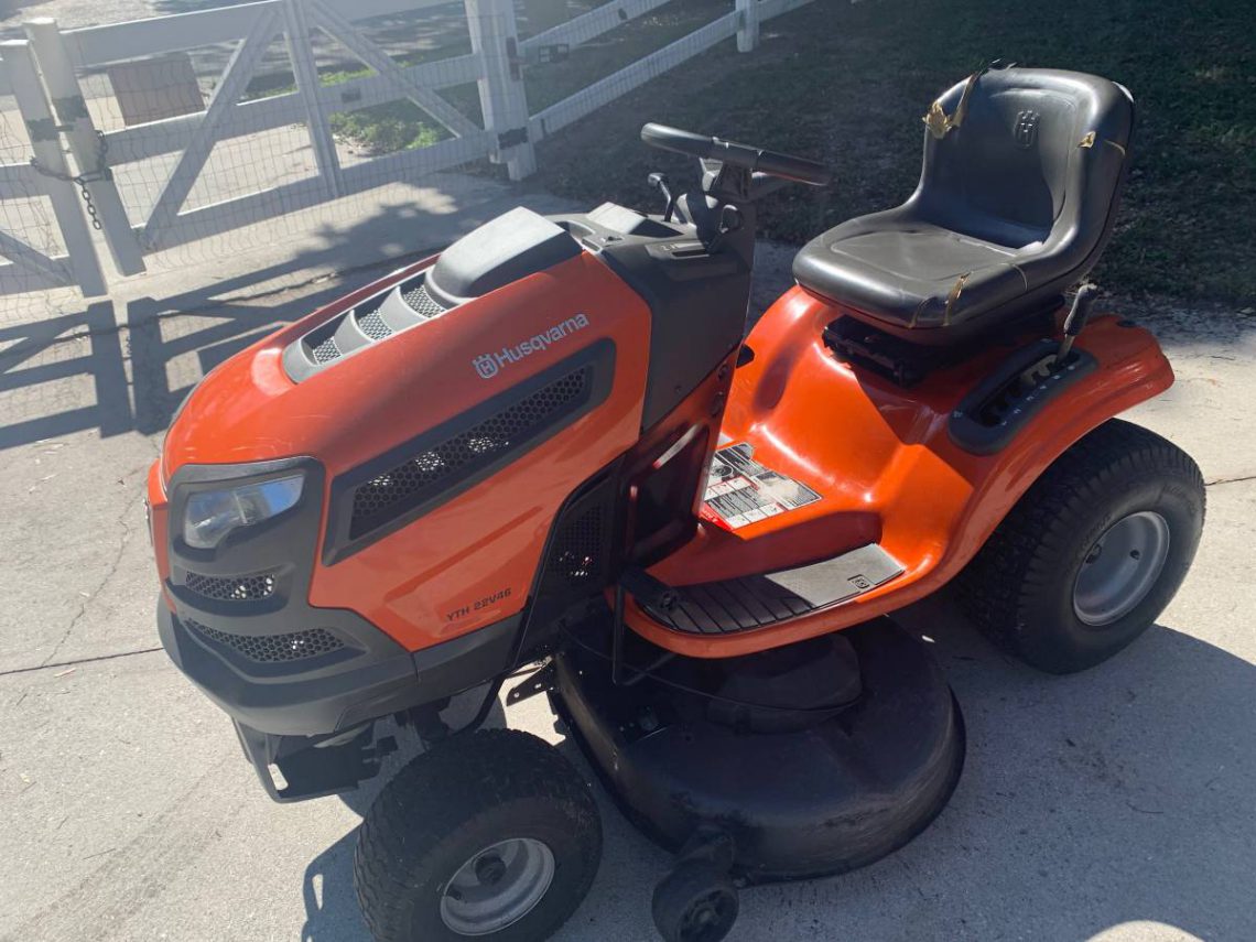 2014 Husqvarna YTH22V46 Riding Mower - RonMowers