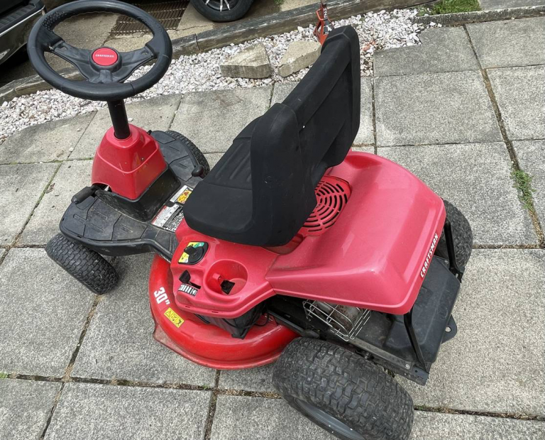 2018 Craftsman R110 30” riding lawn mower for sale - RonMowers