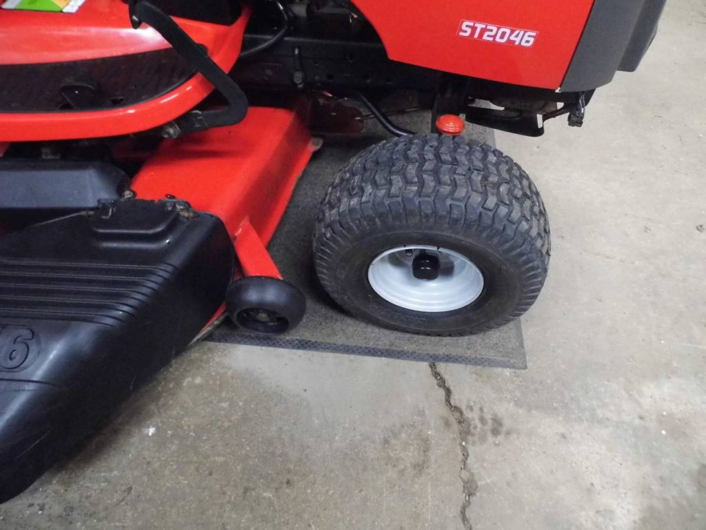 Snapper ST 2046 Hydrostatic 46 inch Riding Lawn Mower for Sale - RonMowers