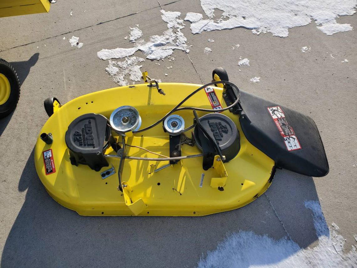 2008 John Deere LA125 42 Mower with Bagger and Snowblower - RonMowers