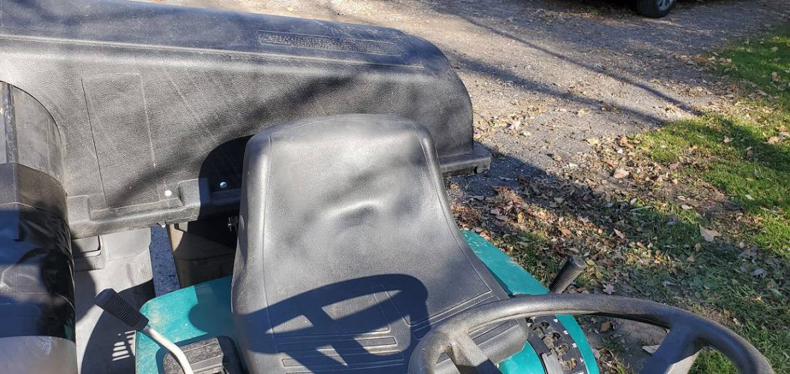 Murray Ultra 15.5/42 Riding Lawn Mower Large engine - RonMowers