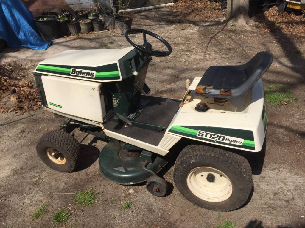 Bolens ST120 HYDRO tractor with a 36" mower deck - RonMowers