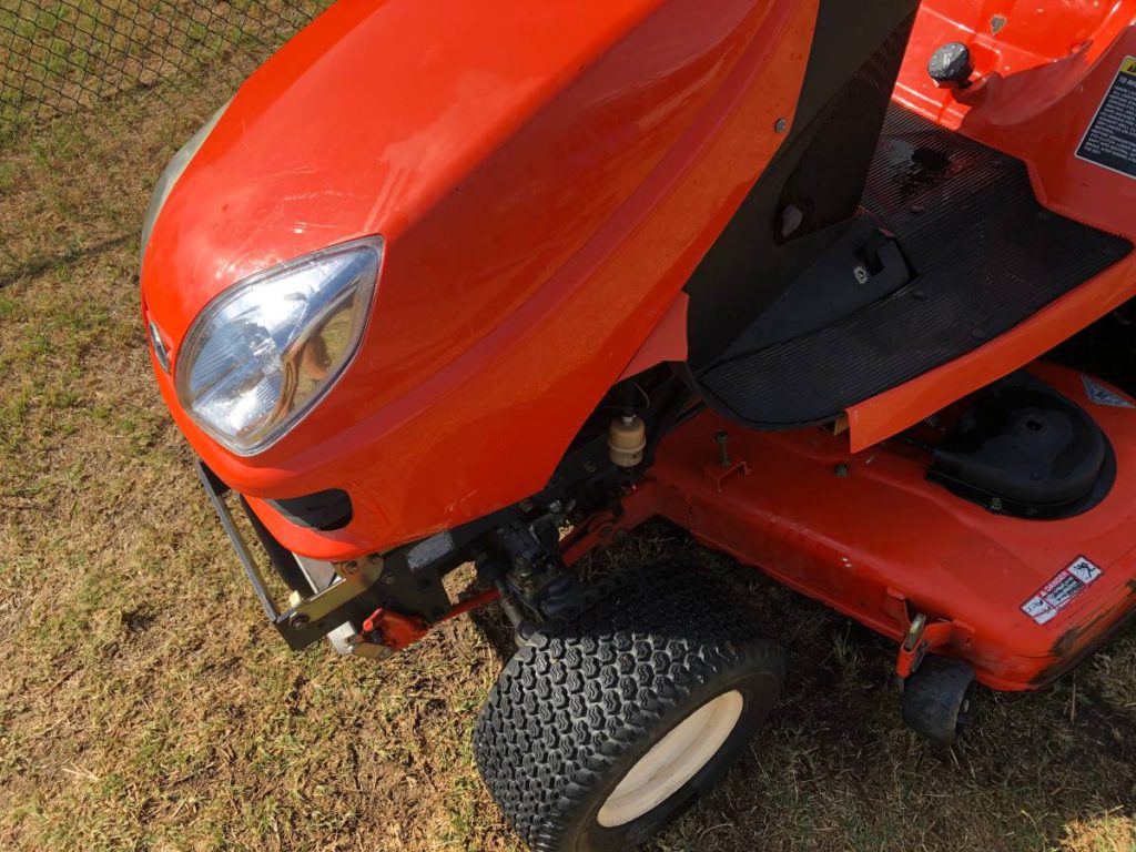 Kubota GR2000G Compact Riding Lawn Mower for Sale - RonMowers