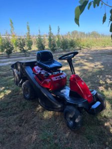 Used Craftsman R1000 riding lawn mower with double bagger - RonMowers