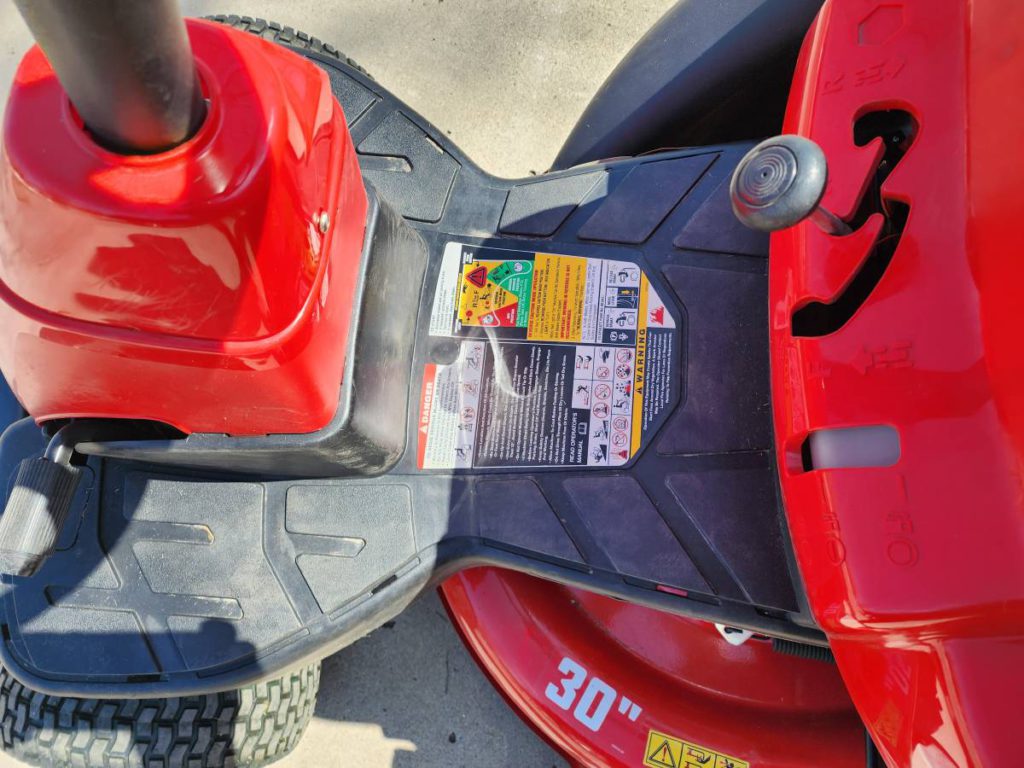 Nearly new Craftsman R110 riding mower with grass catcher - RonMowers