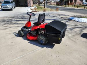 Nearly new Craftsman R110 riding mower with grass catcher - RonMowers