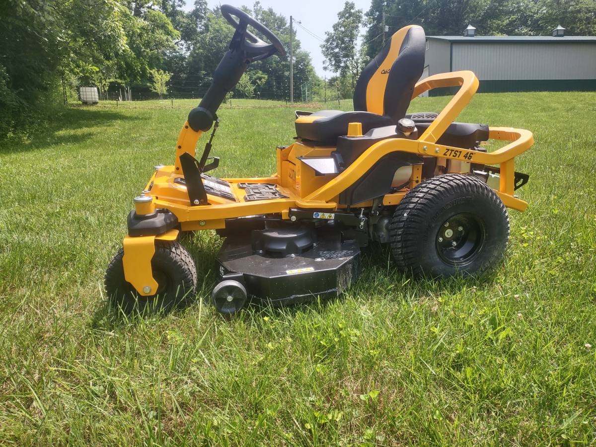 Cub Cadet ZTS1 46 Zero Turn mower for Sale by Owner - RonMowers