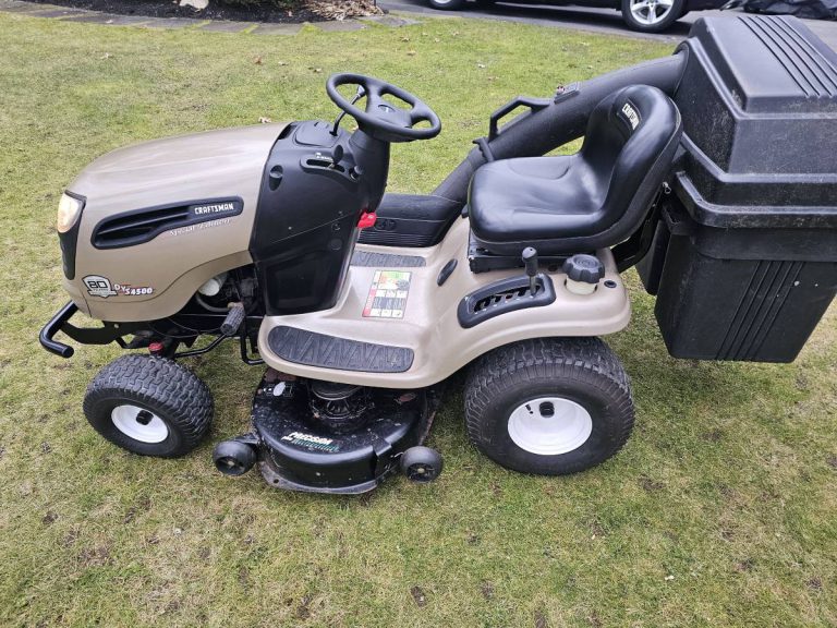 Craftsman DYS4500 SE 80th Anniversary Hydrostatic 42" cut riding lawn ...