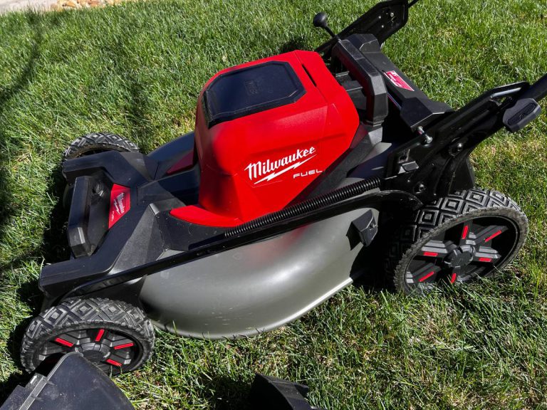 Used Milwaukee M18 Self Propelled Cordless Battery Lawn Mower - RonMowers